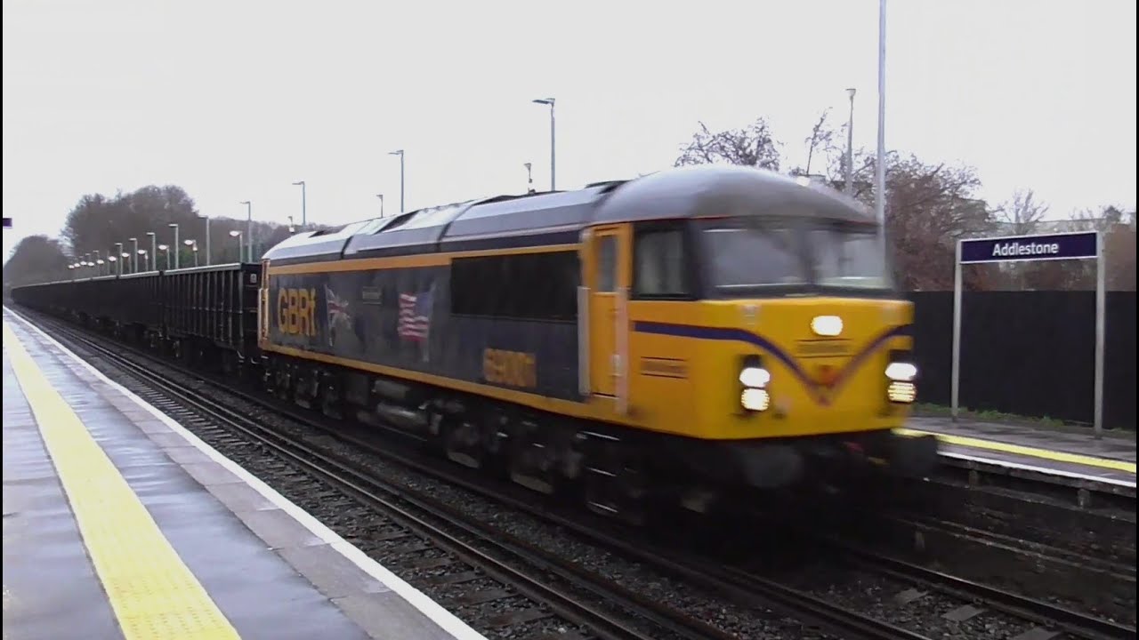 GBRf 69001 "Mayflower" passes Addlestone on 11/01/23 - 4Y19 12:30 ...
