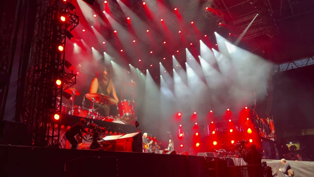 2112 & Working Man - Rush w/ Dave Grohl (Taylor Hawkins Tribute, London ...