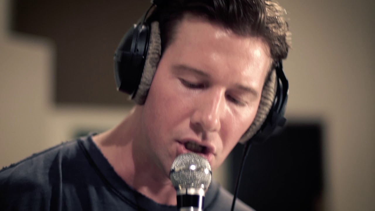 Buzz Kull (Live) - Impression Sessions - YouTube