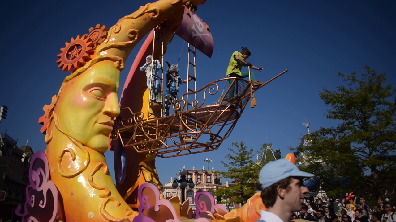 Disney Stars on Parade 25ans - YouTube