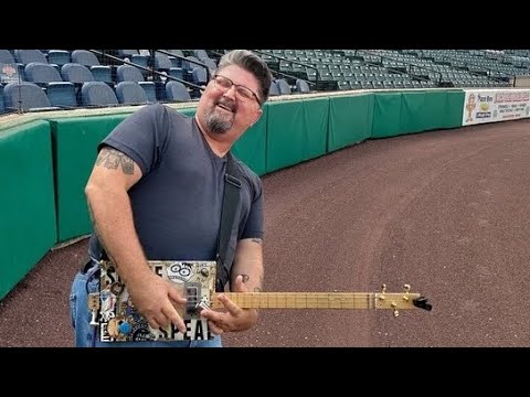 Shane Speal plays Star Spangled Banner at York Revolution baseball game ...
