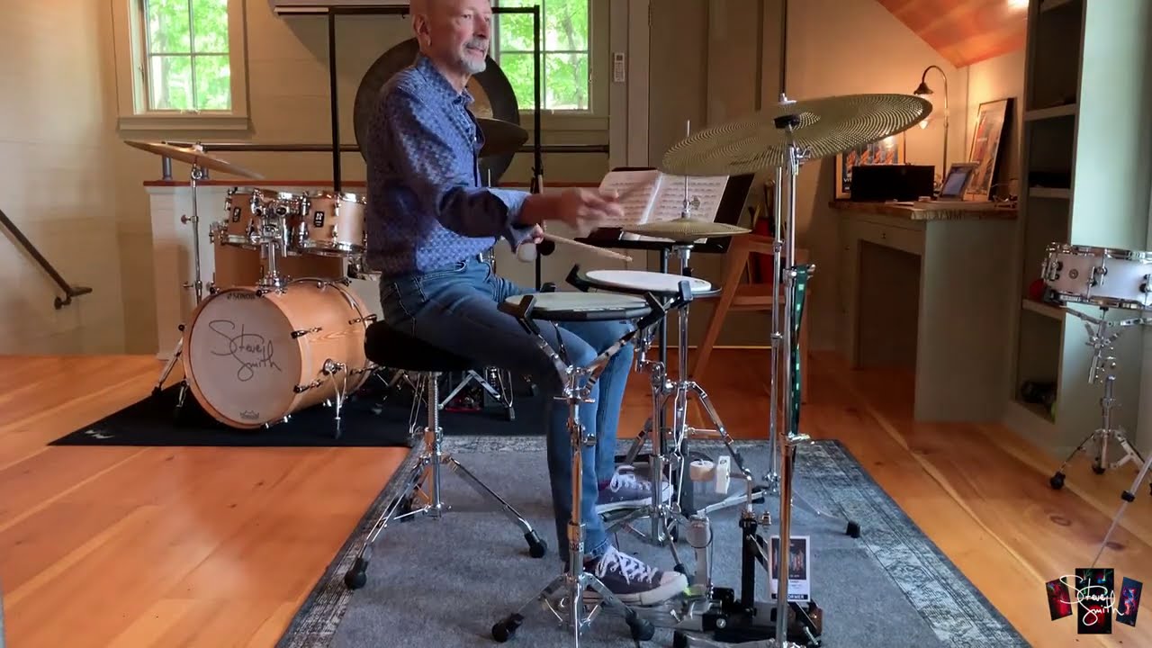 Steve Smith: Paradiddle Johnnie at 105 BPM - YouTube