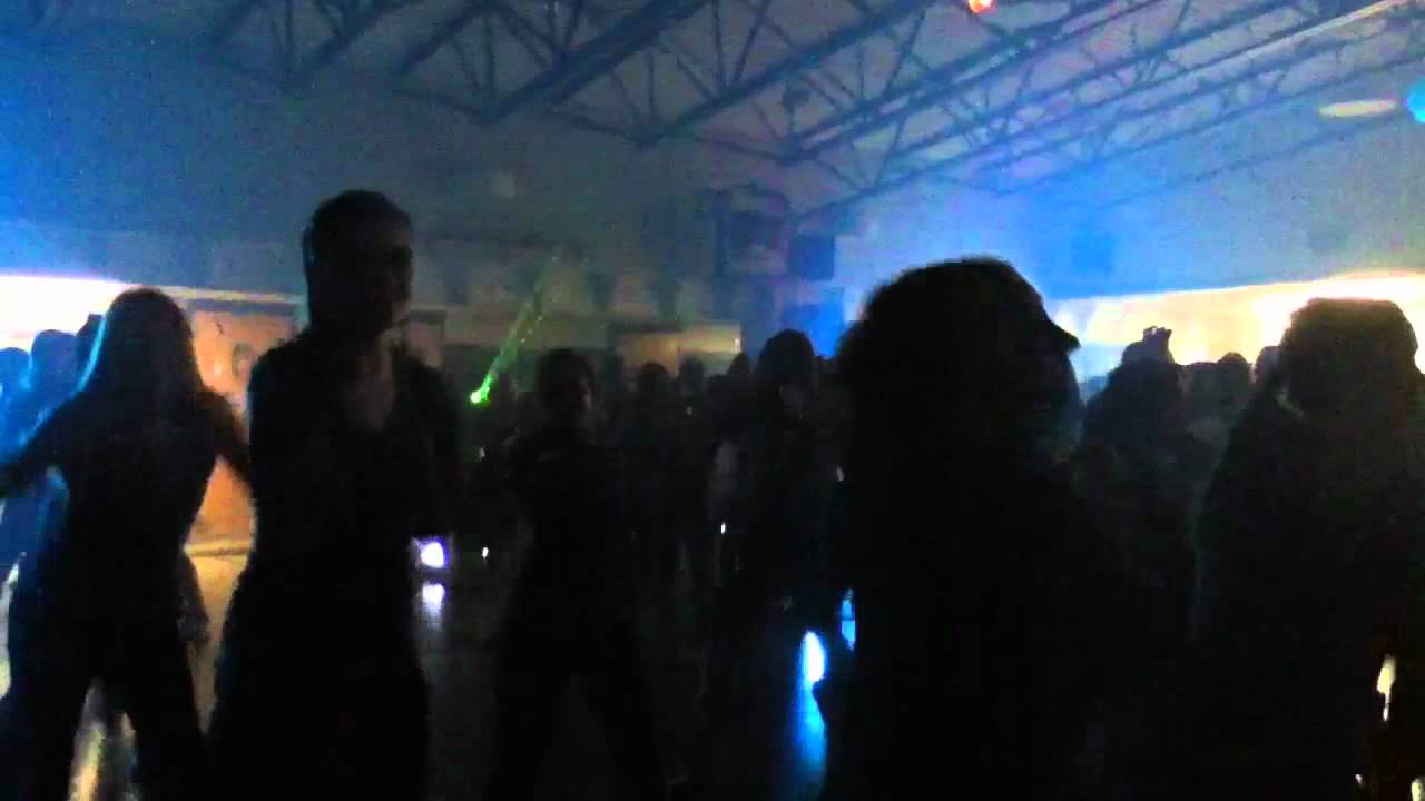 school rave - YouTube