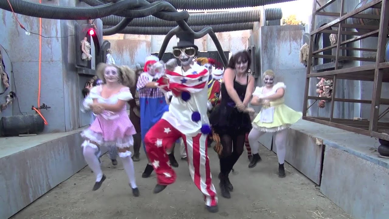 The Scream Zone: Gangnam Style - YouTube