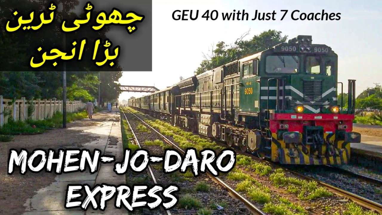 RARE SCENE: SHORTEST Express Train of KARACHI With 4500 HP American ...