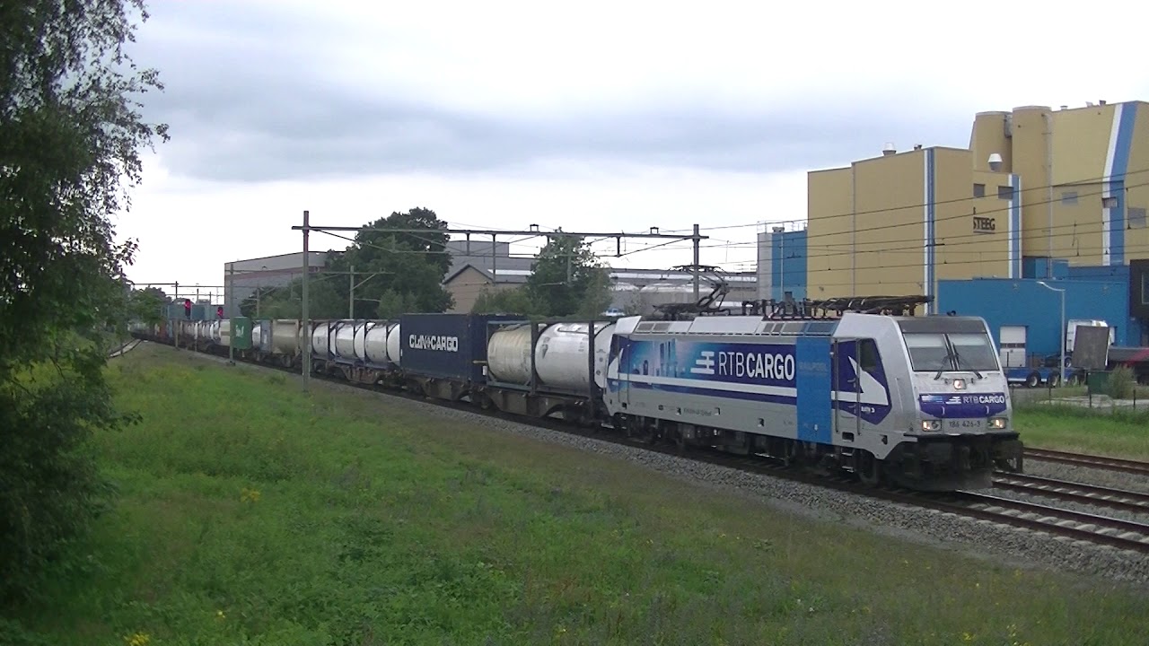 RTB 186-426 komt met de PCC-Shuttle langs Barneveld Noord! - YouTube