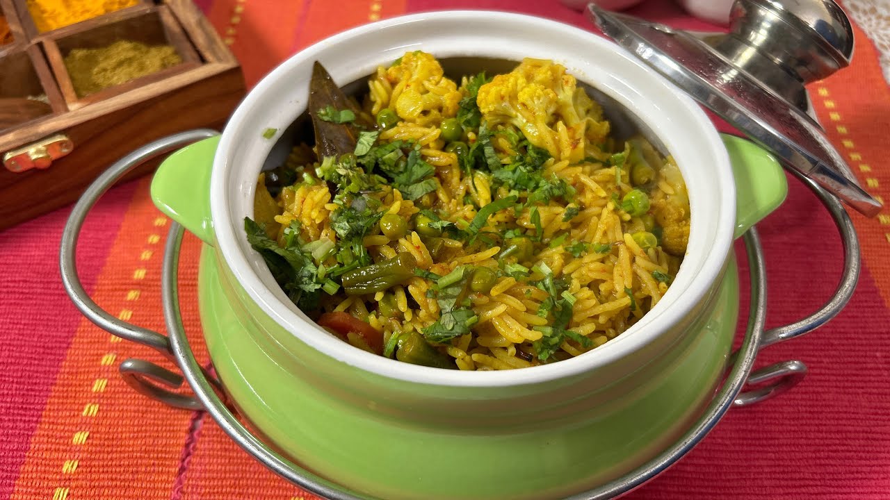 Awadhi cuisine Tehri | One pot basmati rice meal - YouTube