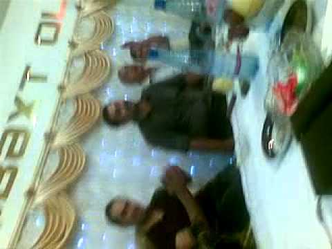 BAKI QIZLARI PALATKA SUVELAN.mp4