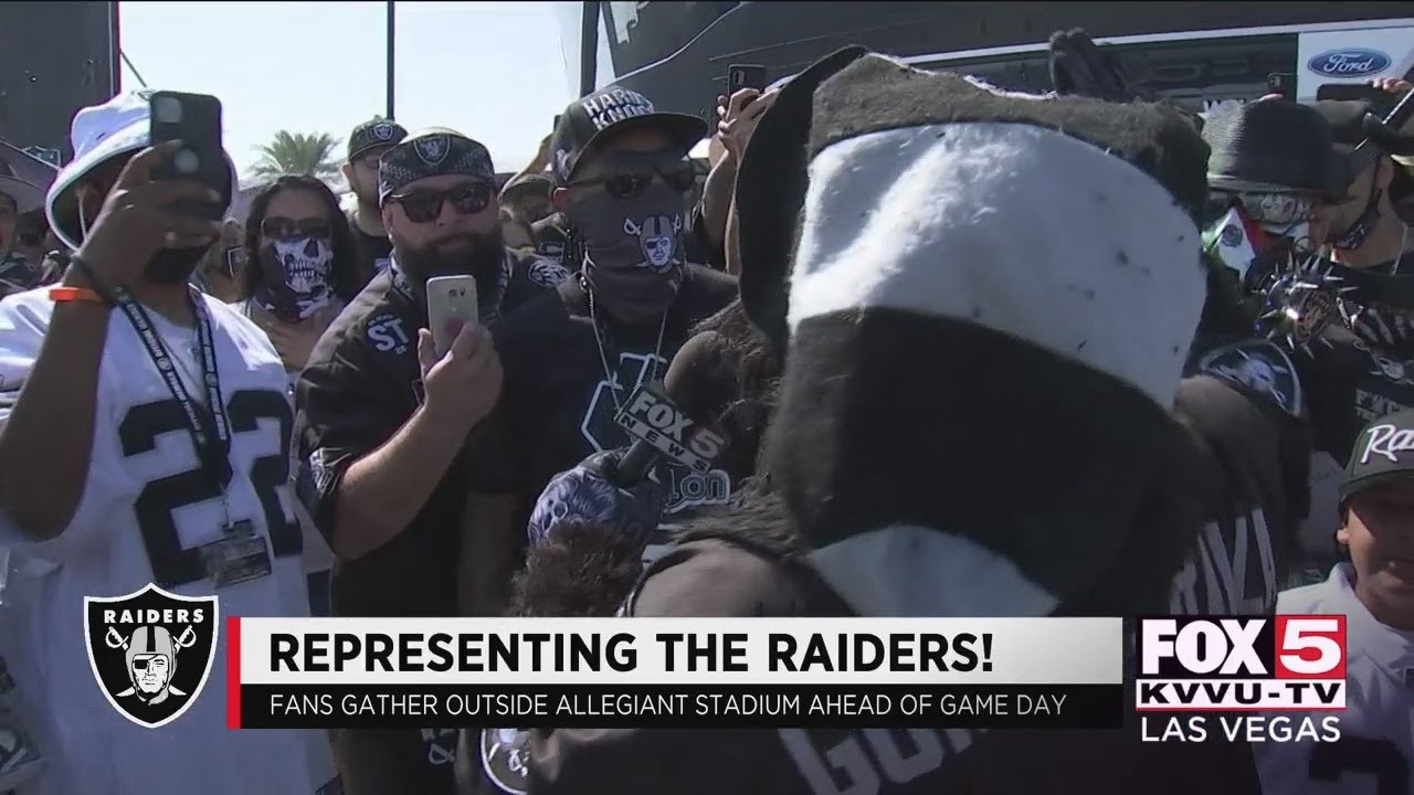 Raiders fans ready for first home game - YouTube
