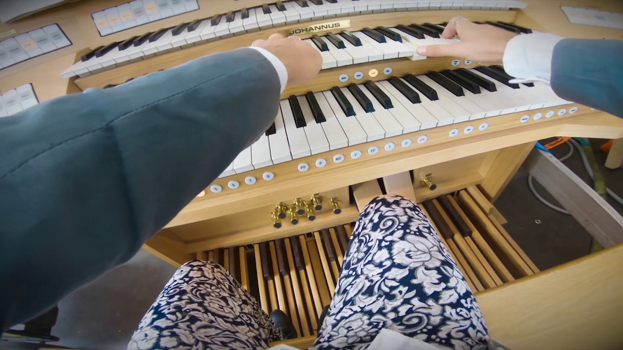 Rondo Alla Turca (Turkish March) K. 331 by Mozart [Organ Truck] - YouTube