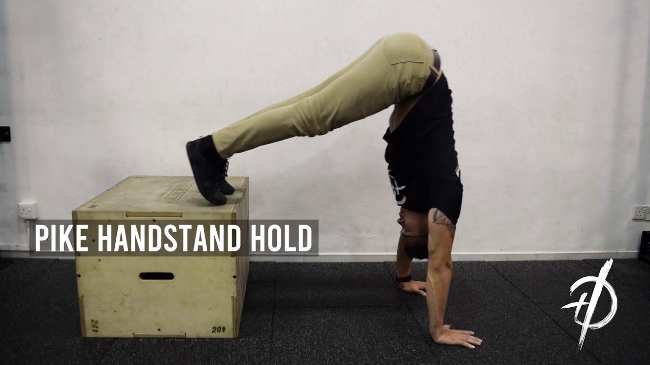 Pike Handstand Hold - YouTube