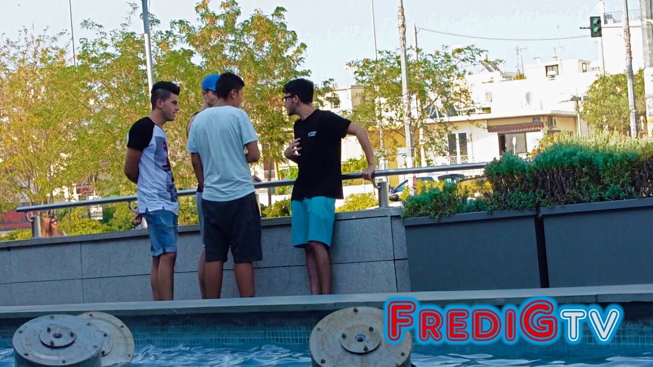 Ελα να με Δειρεις Φαρσα και Τρολινγκ στο Metro Mall! Greek Prank - YouTube