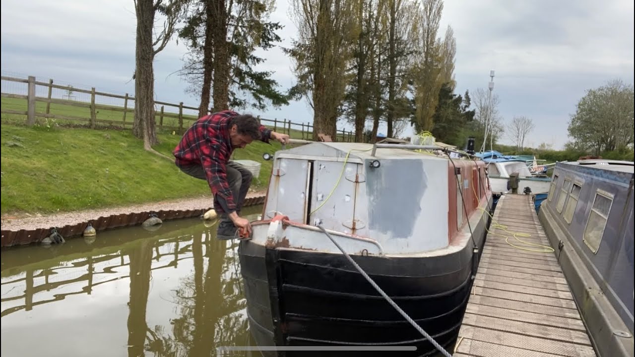 171. Narrowboat bow gets a makeover - YouTube