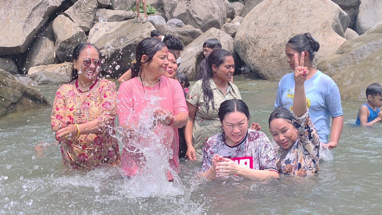 Usha chhetri लाइव है! - YouTube