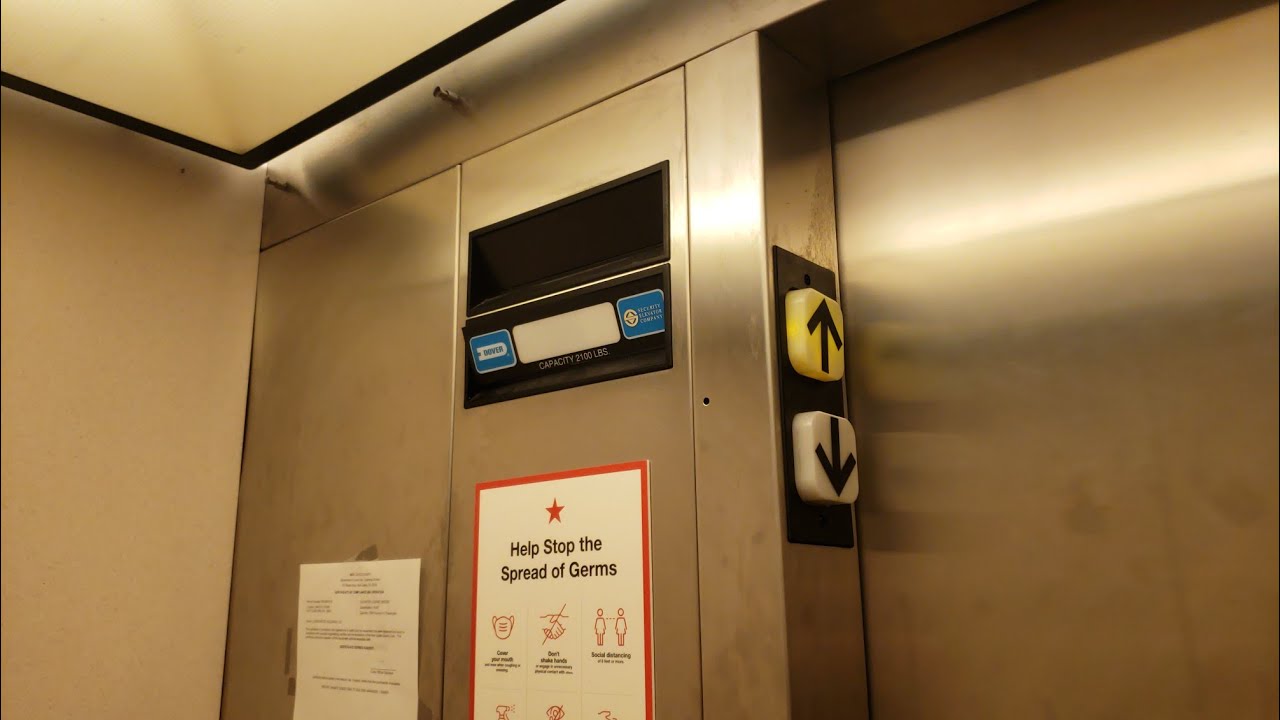 Dover Hydraulic Elevator @ Macy's Home, Concord Mall, Wilmington, DE ...