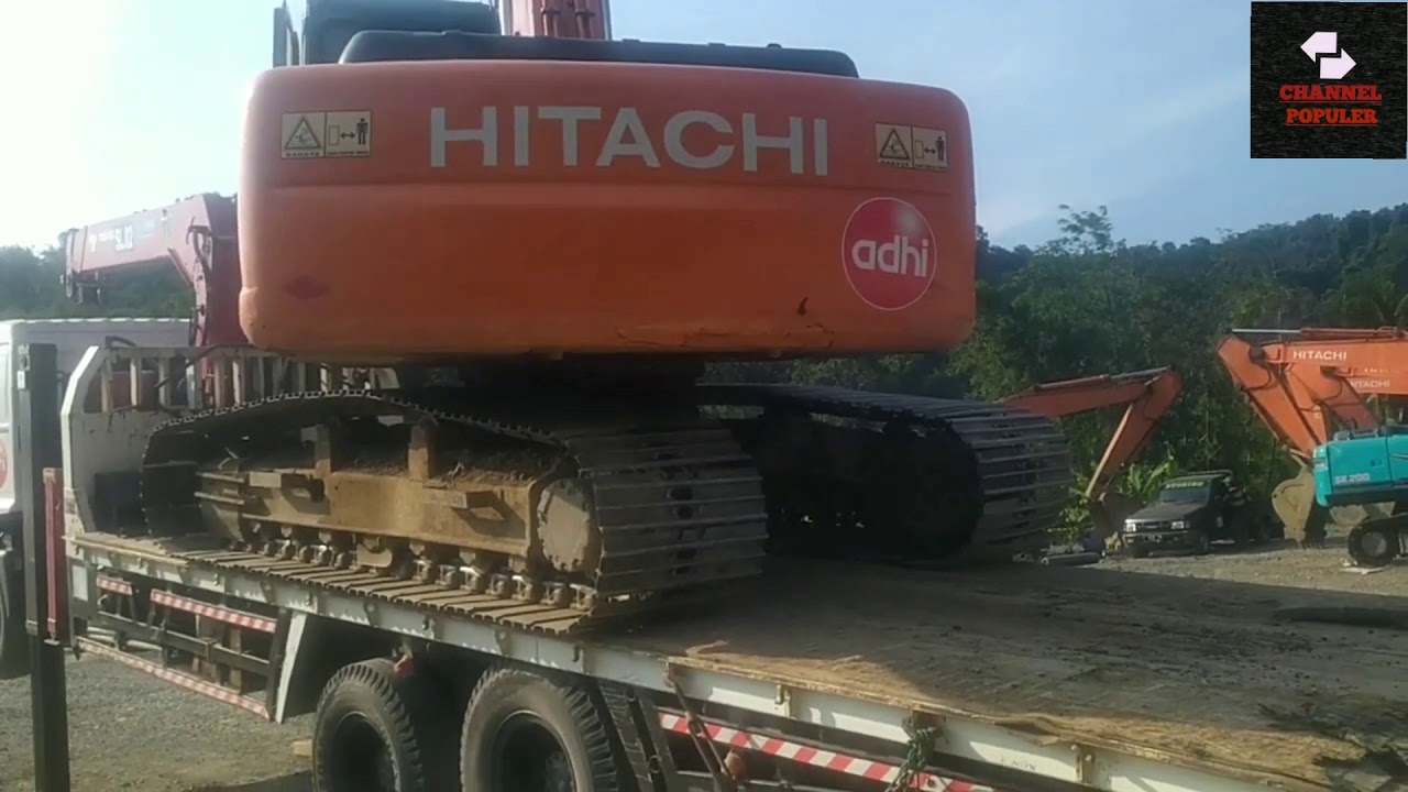 Transport Excavator Hitachi PC 200 With Fuso Self Loader Truck - YouTube