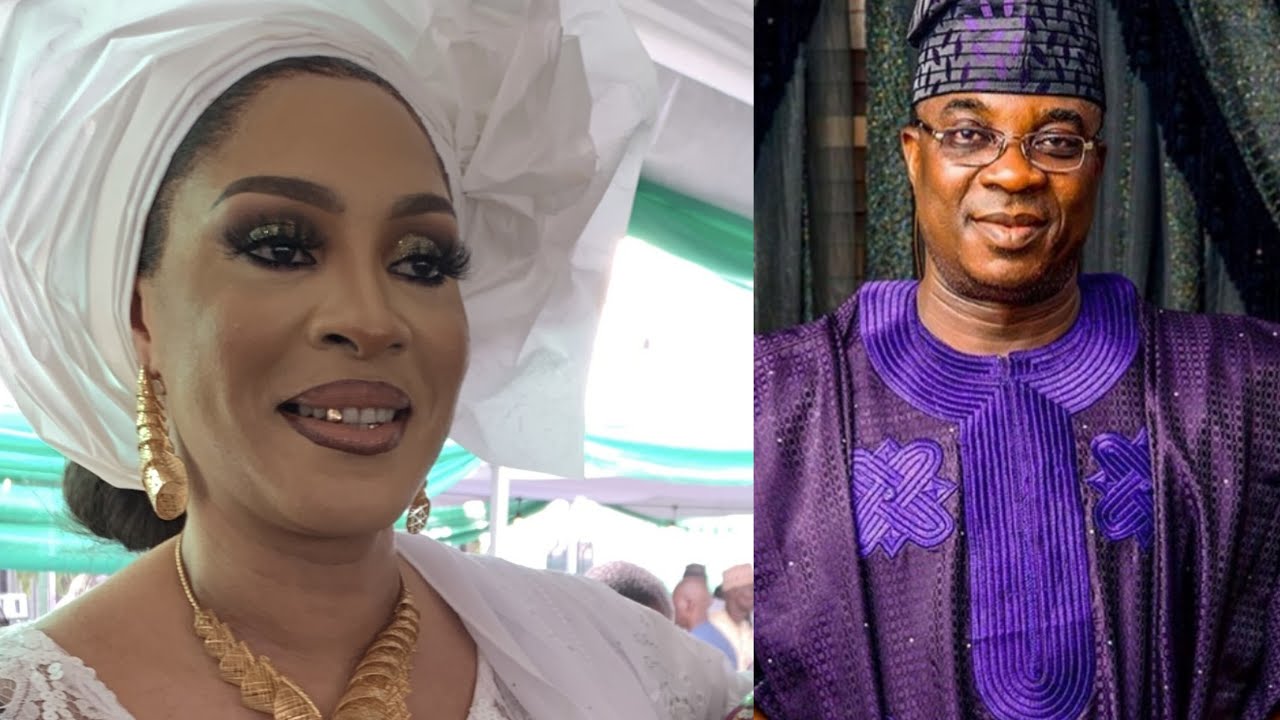 WASIU AYINDE AND SWEET WIFE TOOK OVER THE DANCE FLOOR AT LATE MUM ...