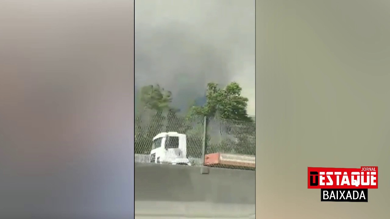 Mini Ciclone passa por Nova Iguaçu e apavora moradores da cidade - YouTube