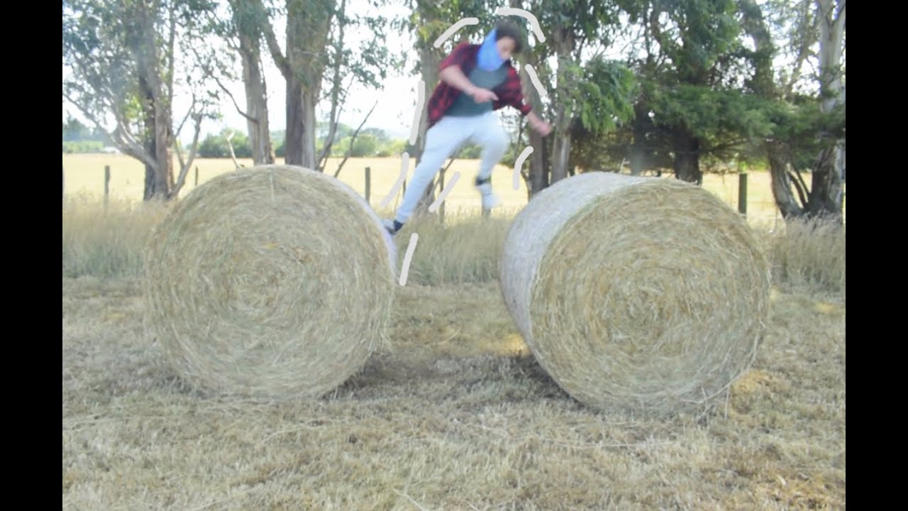 Different Things To Use Hay Bales For In Nerf - YouTube