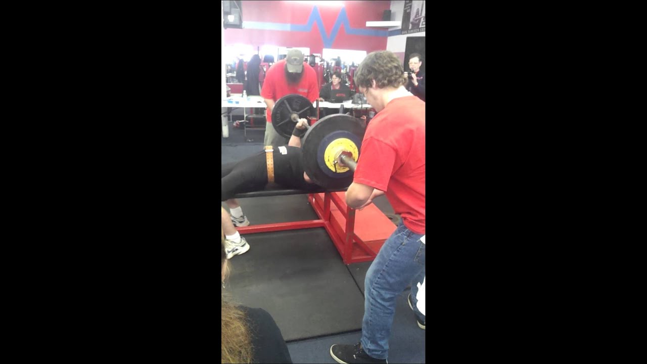 62 Year Old Ron Spradlin Bench Presses 315 Lbs. - YouTube