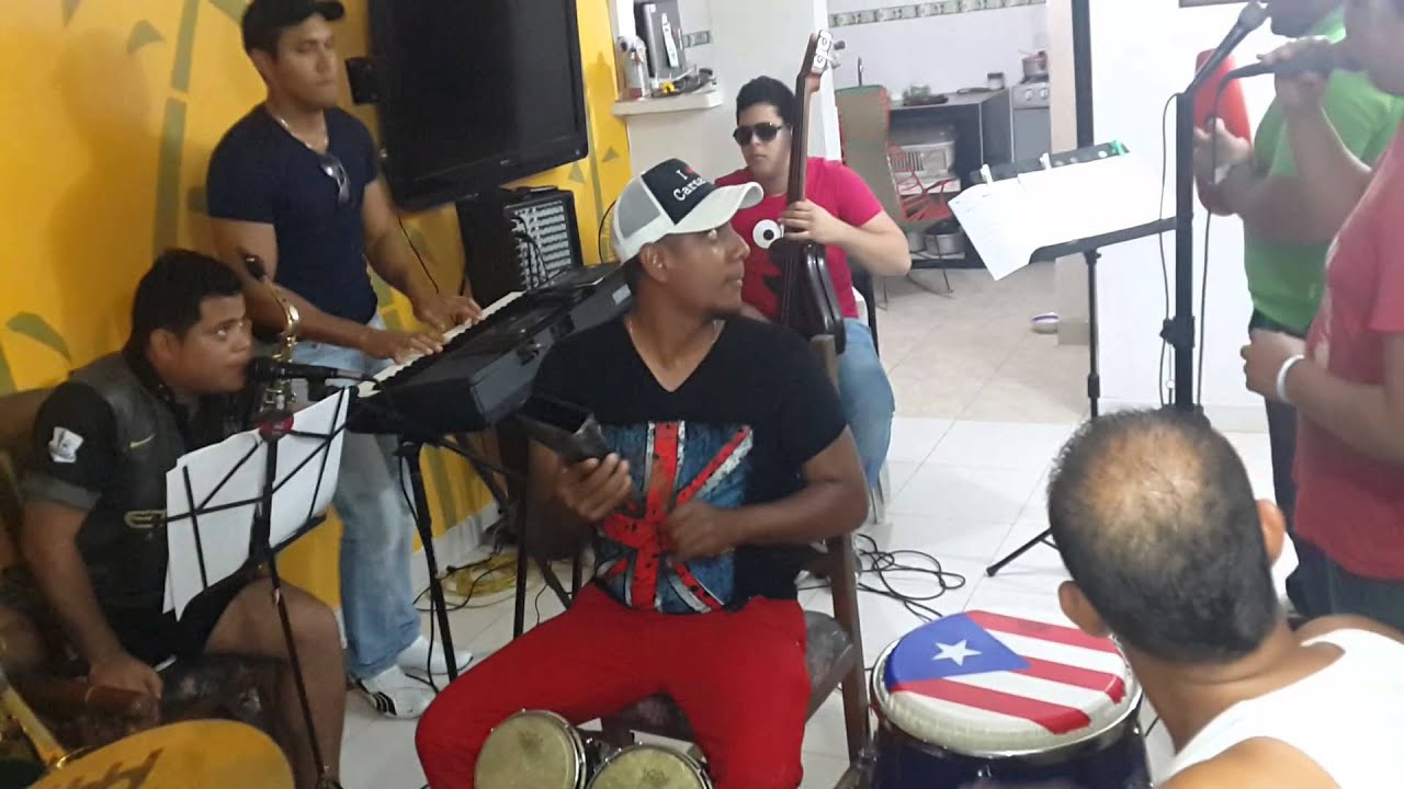 Superman salsa descarga orquesta - YouTube