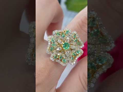 Цена 26900₽ Кольцо изумруды, бриллианты с покрытием позолоты Размер кольца 19 WatsApp +79038171153 💎