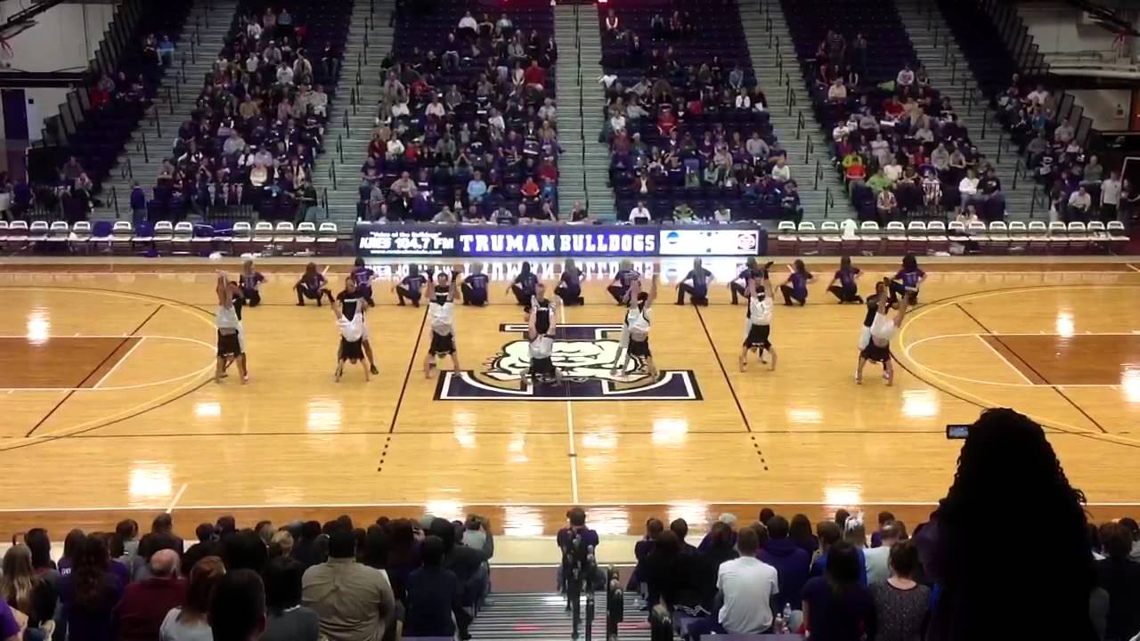 Truman State University Guy/Girl Dance 2013 - YouTube