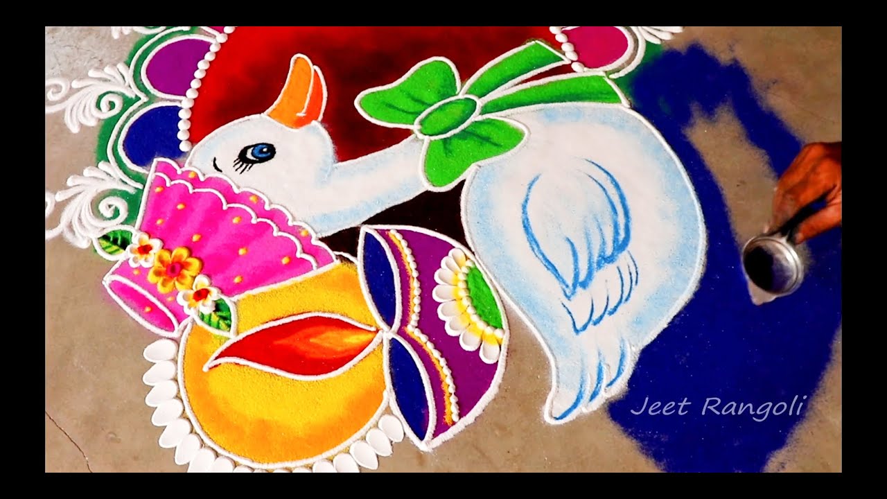 Big, colourful, innovative and creative rangoli for Diwali. दिपावली में ...