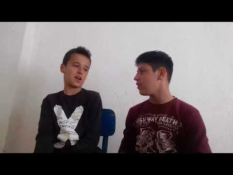 Okulda Para Isteme ilk, orata, Lise, ''Vine''