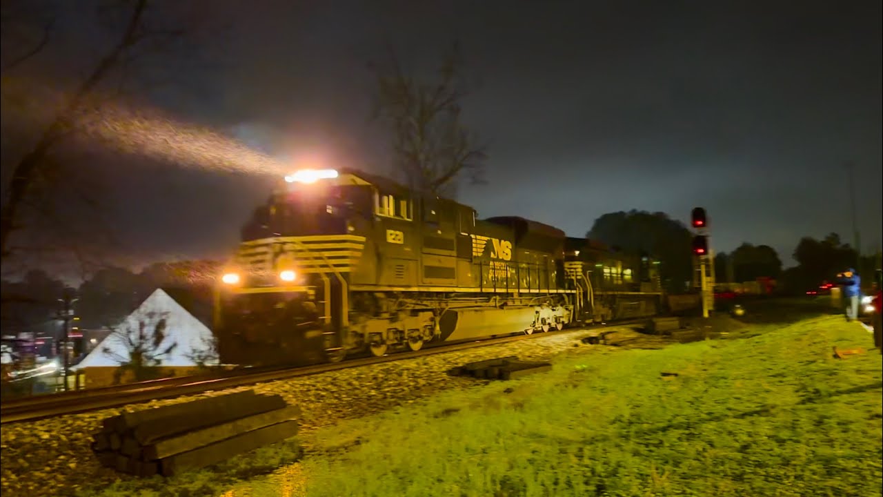 NS 282: NS 1221 4043 Duluth GA - YouTube