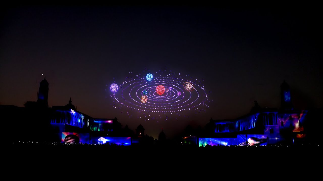 3500 Drone Light Show at Rashtrapati Bhavan by BotLab Dynamics - YouTube