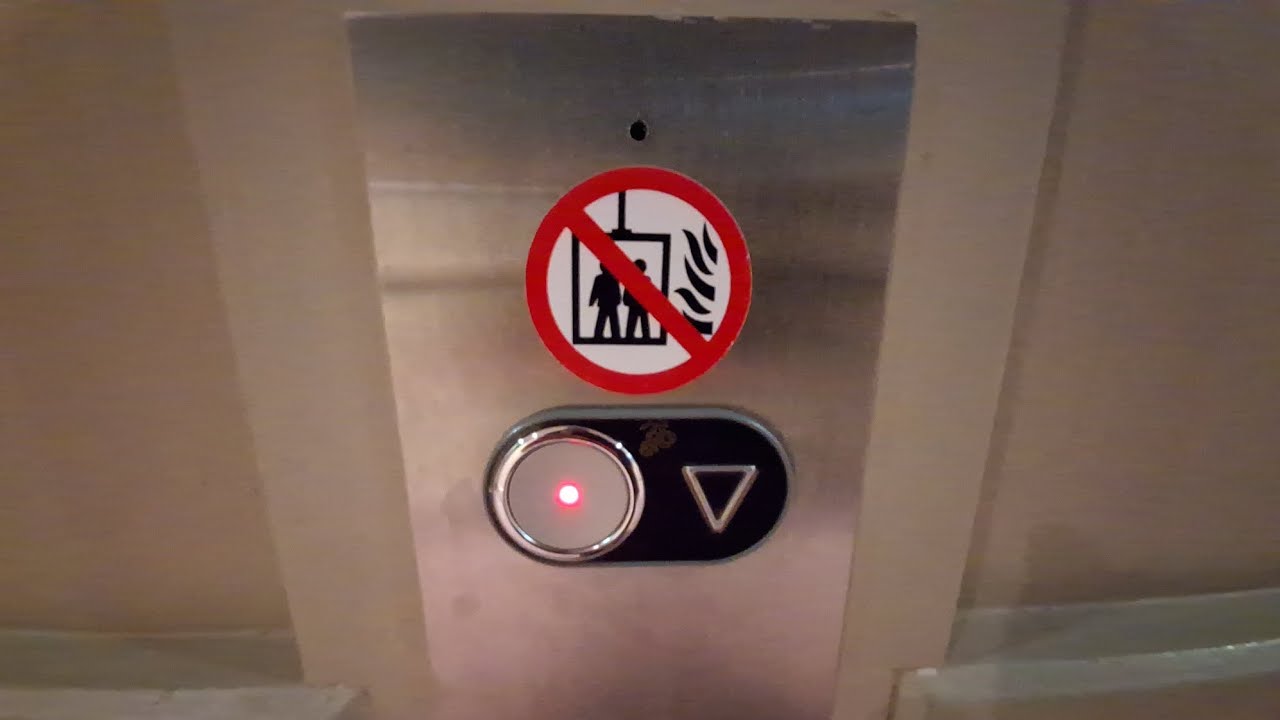 Jackson Lifts @ The Premier Inn Hotel, Lauriston Place, Edinburgh ...