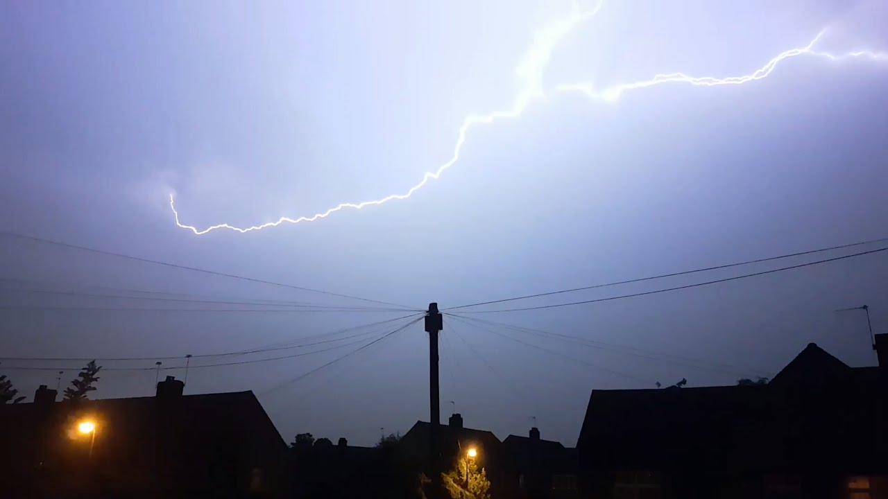 Thunderstorm Over London , 18th July 2017. - YouTube