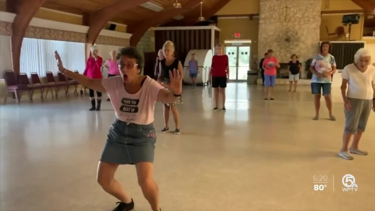 Line dance instructor continues classes during pandemic - YouTube
