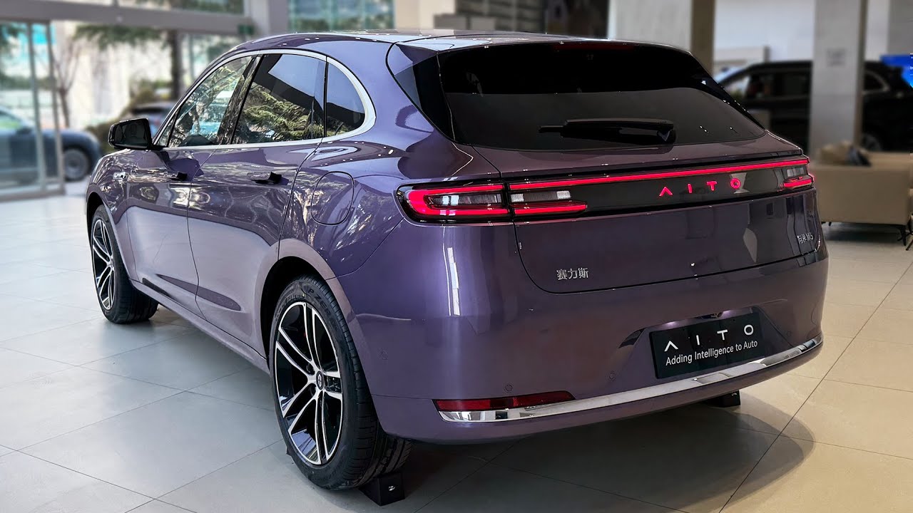 2025 New AITO M5 - Luxury EREV SUV detailed Exterior and interior Walk ...
