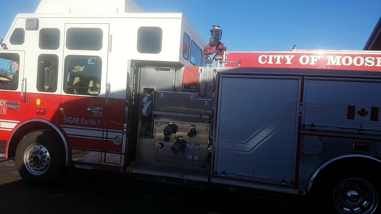 moose jaw fire department engine 1 returning to station - YouTube