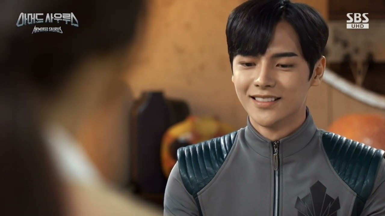 아머드 사우루스 - Lee Saeon CUT (EP 4–6) - YouTube