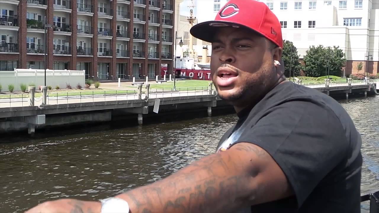 Living Lavish - YouTube