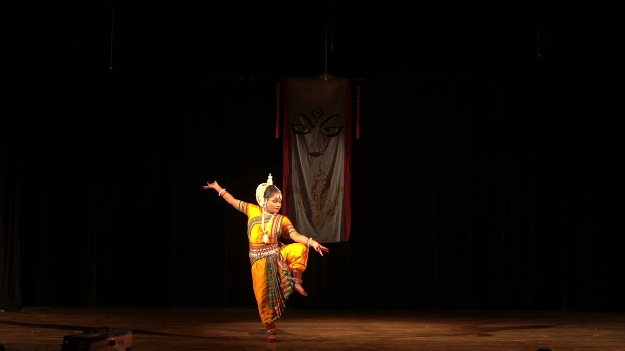 Nava Durga... Odissi dance by Ananya Mukherjee.... Performed 26th ...