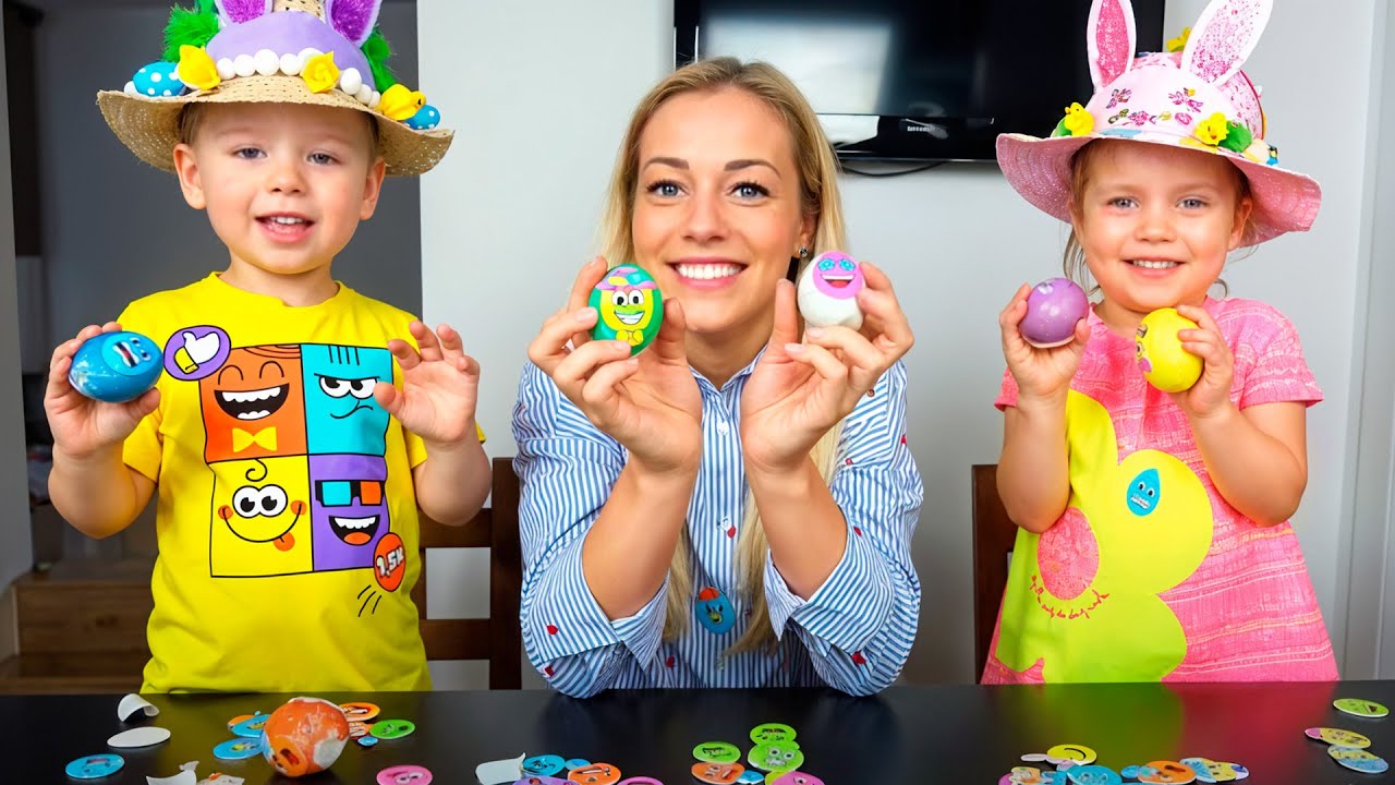 Coloring Easter Eggs with Alex Gaby and Mommy | Alex and Gaby play ...