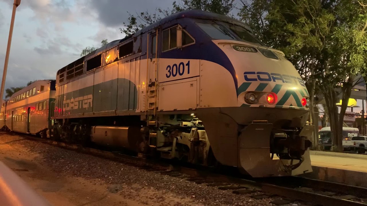 NCTD Coaster F59PHI 3001 departing Encinitas southbound en route to ...