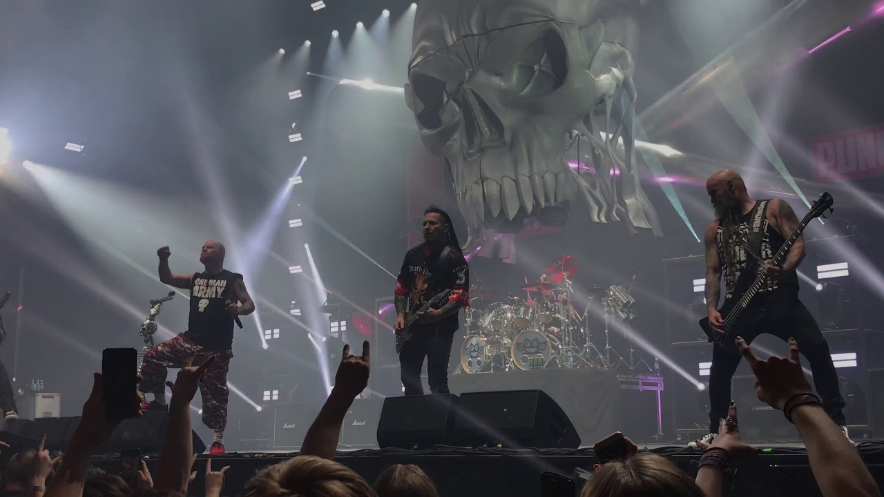 Five Finger Death Punch - The Bleeding - live - 18.11.2017 - Oslo ...