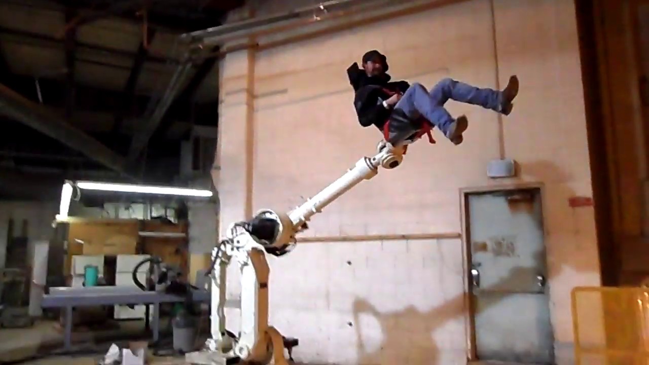 robot arm ride - YouTube