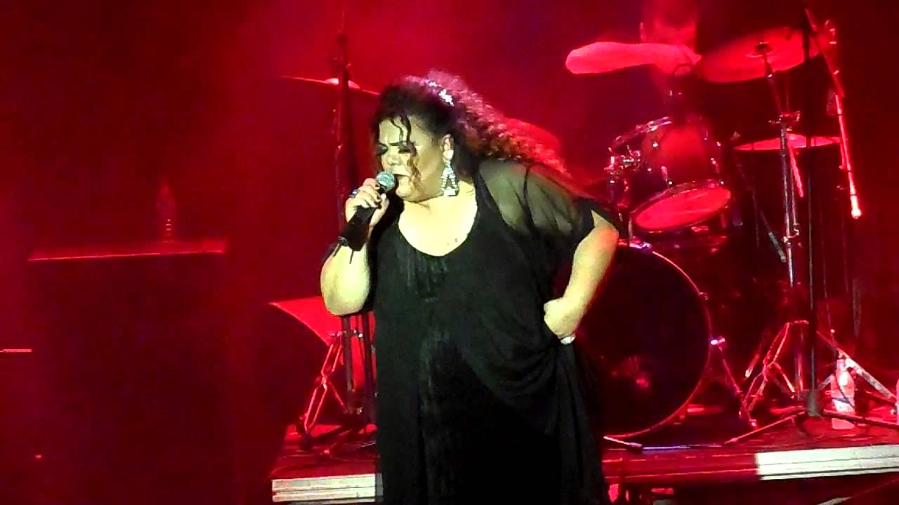 Simone Mazzer no Circo Voador - Tango do Mal - YouTube