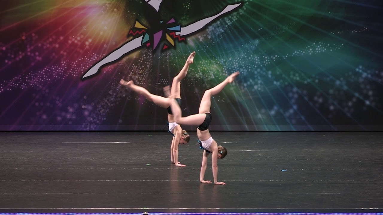 Under Pressure- Acro Duet 2017 - YouTube