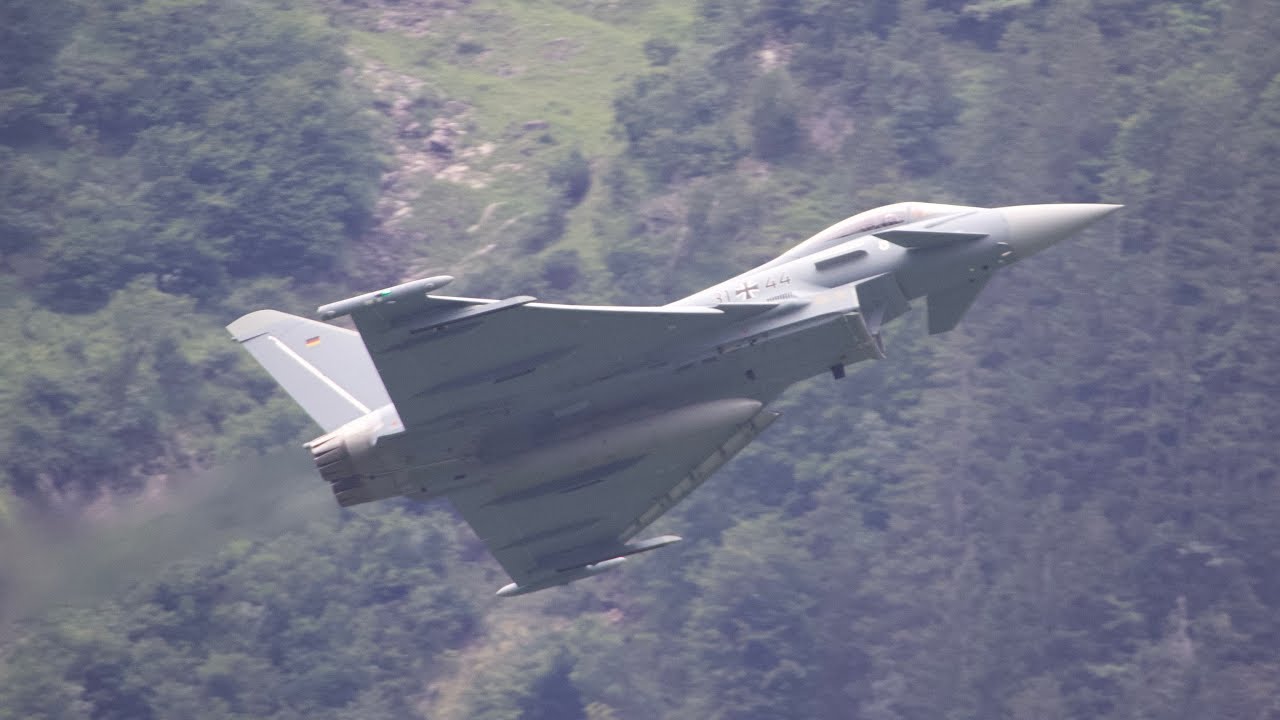 Eurofighter Typhoon S German Air Force Luftwaffe flying Display Mollis ...