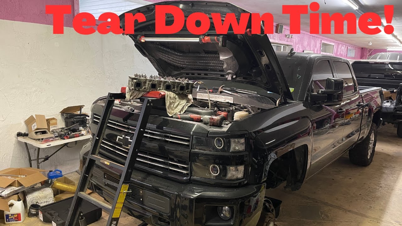Building A 1000 HP L5P Duramax PART 2 (Disassembly!) - YouTube