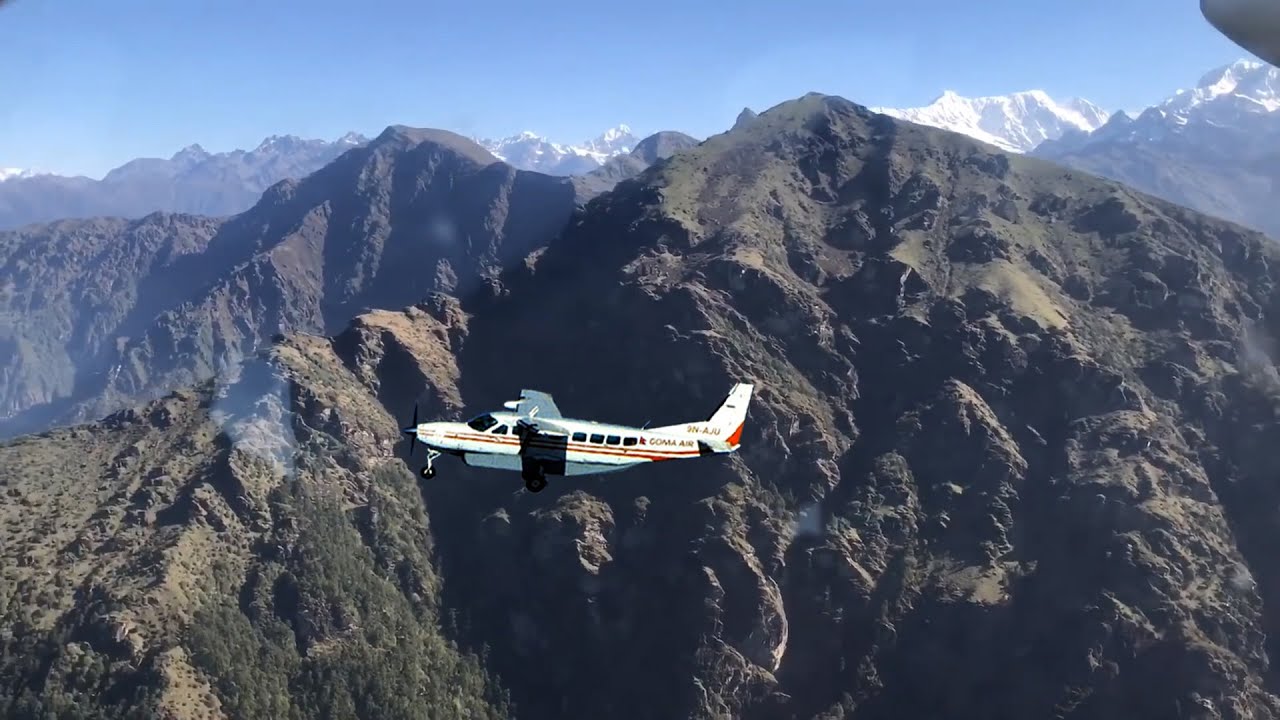 Landing and Take off at Lukla Airport - YouTube