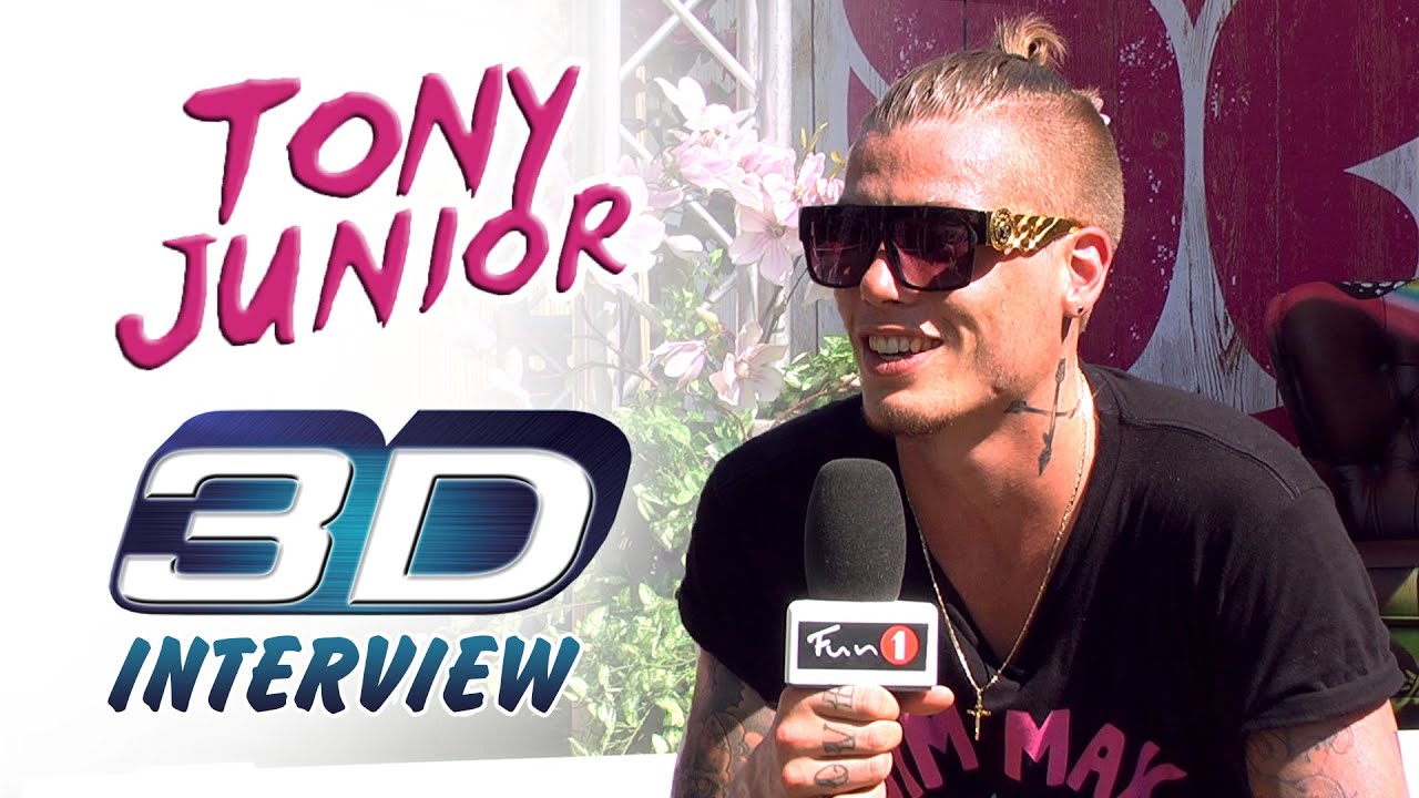 Tomorrowland 3D interview - TONY JUNIOR (FUN 1 TV) - YouTube