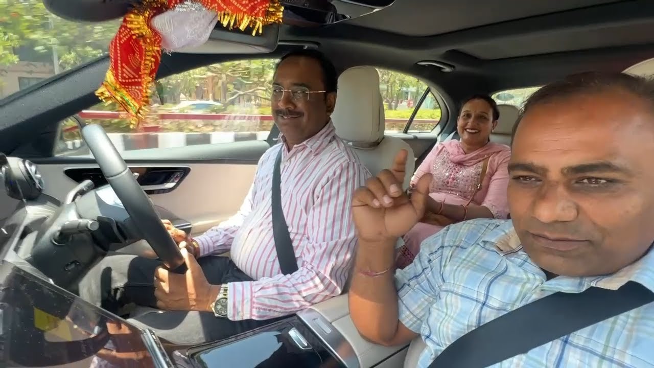 पहली बार Mercedes में बैठकर मज़ा आ गया || Pal Family Vlogs - YouTube